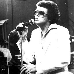 El Todo Poderoso - Salsa - Song Lyrics and Music by Hector Lavoe ...